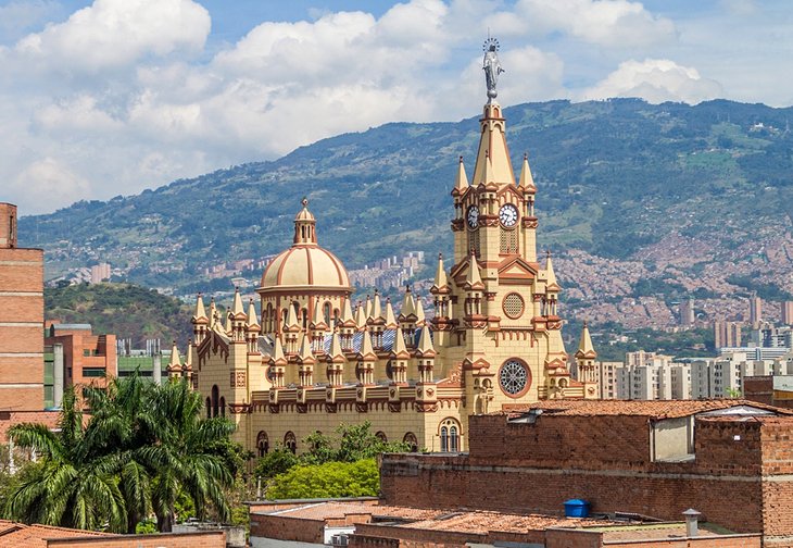 Vietnam visa on arrival for Colombian citizens - Guides & Fees