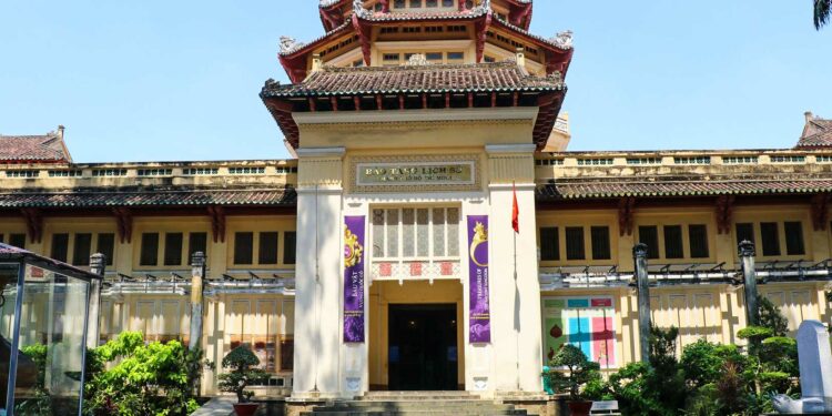 Vietnam History Museum - Viet Dream Travel